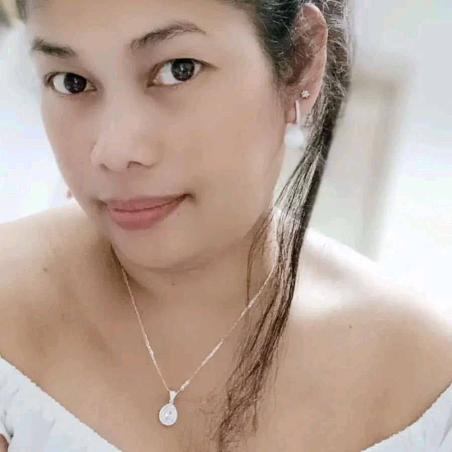 Bhelle: Hi.. | Lagonoy Asian Personals