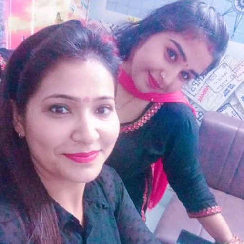 Komal Saini: Hi.. | Meet Women in Baladiyat Al Khawr Wa Adh Dhakhirah