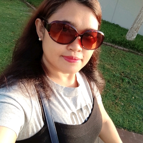 Algine Laurente: Hi.. | Dubai Asian Chat