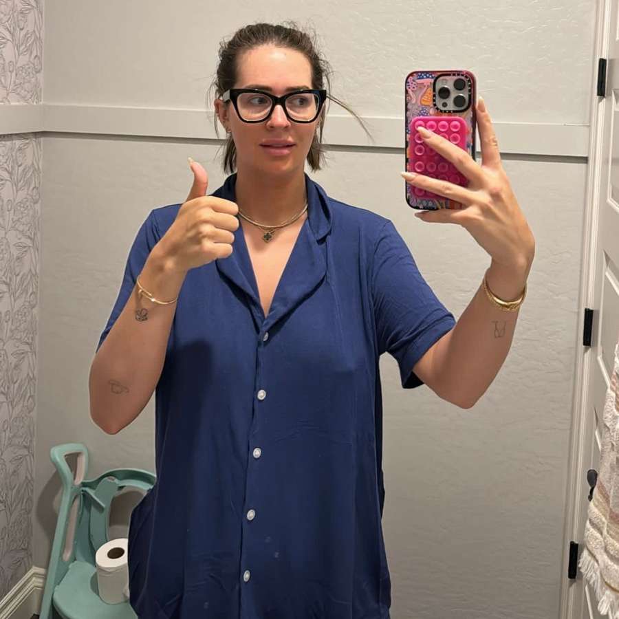 Esther: Hi... | Sydney Chat